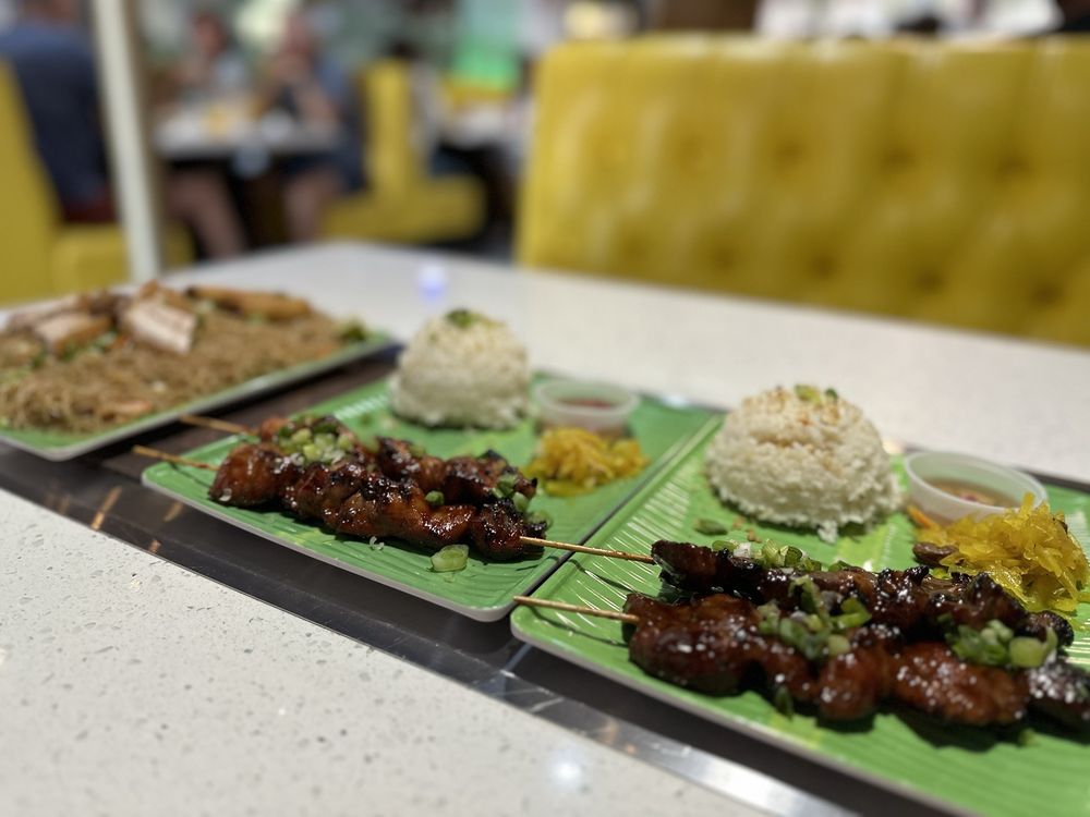 TAMBAYAN FILIPINO FOOD - Updated December 2025 - 349 Photos & 162 ...