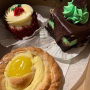 WAGNER’S EUROPEAN BAKERY AND CAFE - 130 Photos & 252 Reviews - 1013 ...