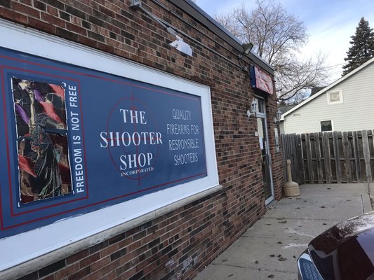 SHOOTERS SHOP INC - Updated October 2025 - 12 Photos & 28 Reviews ...
