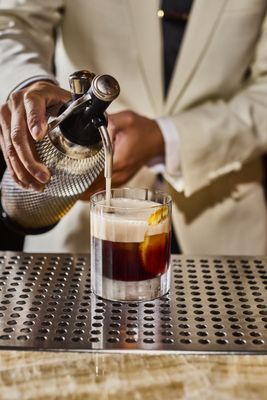 THE PORTRAIT BAR - Updated May 2025 - 123 Photos & 40 Reviews - 250 ...