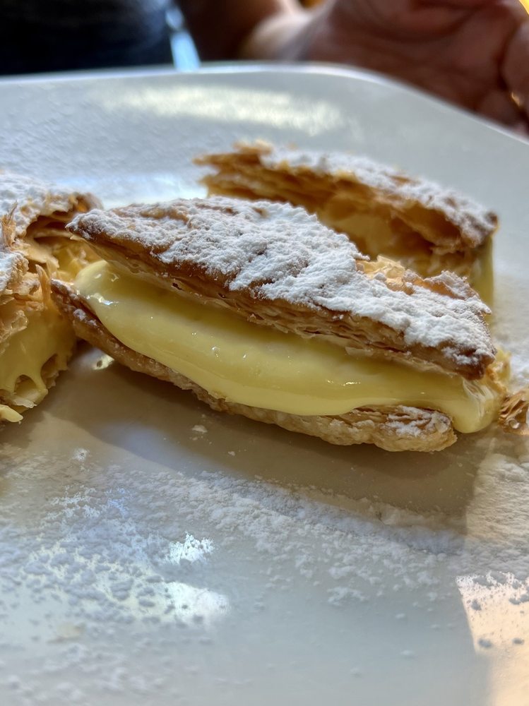 MOMO - Updated January 2026 - 10 Reviews - Calle San Pablo, Pohjois ...