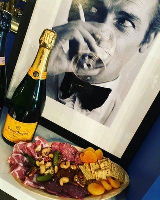 BAR 21 - Updated January 2025 - 58 Photos & 17 Reviews - 116 Grand Ave ...