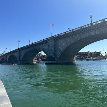 LONDON BRIDGE JET BOAT TOURS - Updated September 2025 - 272 Photos & 56 ...