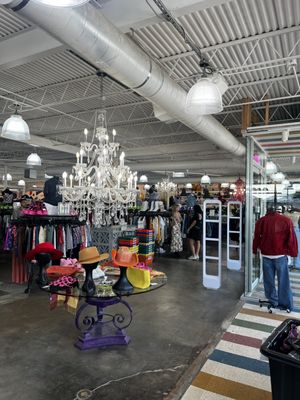 PAVEMENT - MODERN & RECYCLED FASHION - Updated January 2026 - 122 ...