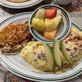 THE BREAKFAST CLUB NOVI - Updated February 2025 - 121 Photos & 124 ...