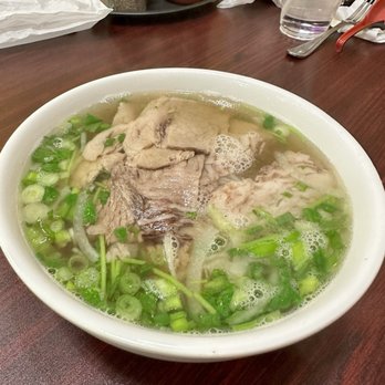 MR PHO - Updated June 2024 - 142 Photos & 120 Reviews - 3360 N State ...