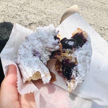 BEACON DOUGHNUTS - Updated December 2024 - 539 Photos & 239 Reviews ...