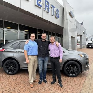 SILSBEE FORD - Updated January 2026 - 10 Reviews - 1211 US Hwy 96 N ...