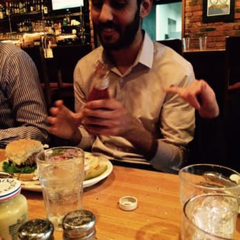 ROBBIE’S GRILLE - Updated October 2025 - 28 Photos & 27 Reviews - 122 N ...