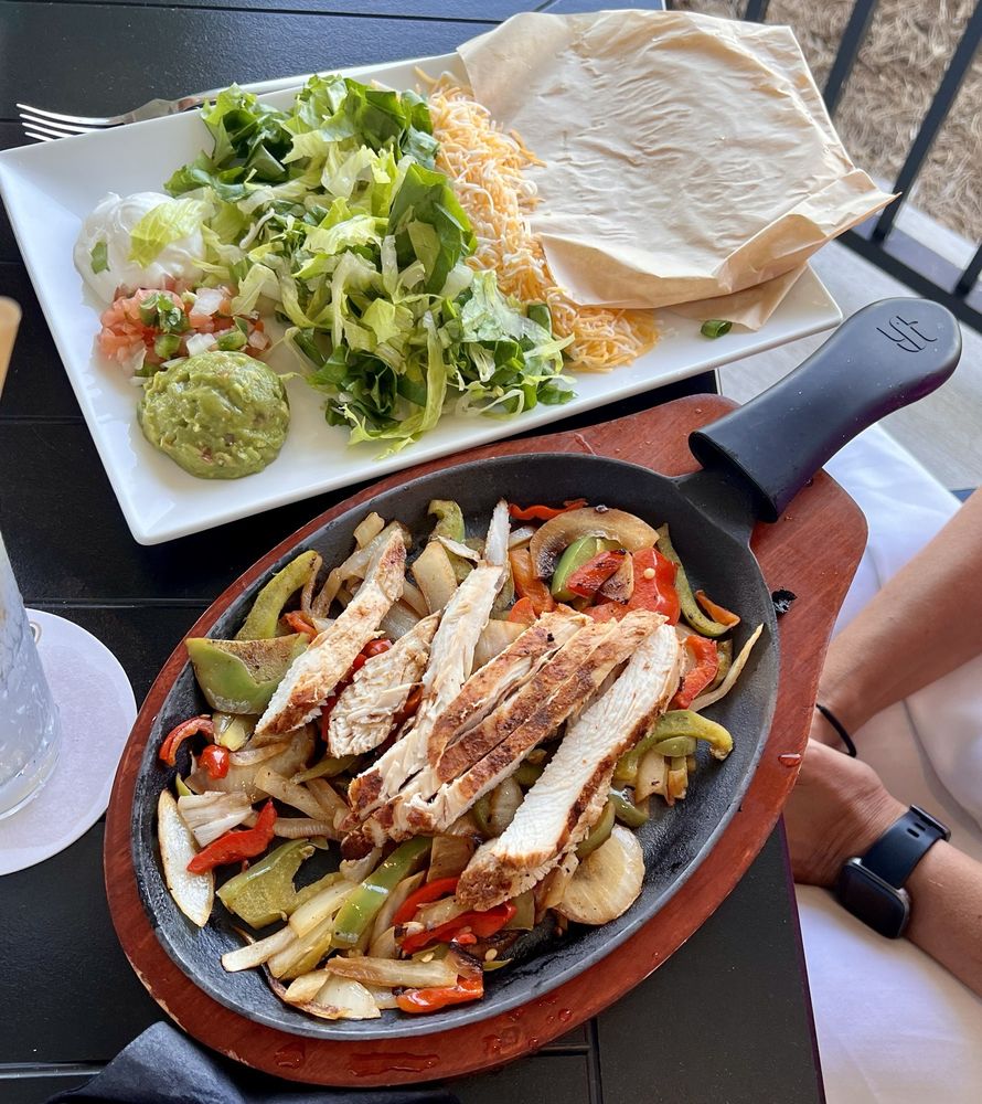 BOOSTERS BAR AND GRILL - Updated January 2025 - 39 Photos & 28 Reviews ...