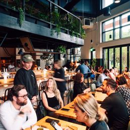 PRESENT TENSE - Updated July 2025 - 147 Photos & 61 Reviews - 301 Hart St, Nashville, Tennessee ...