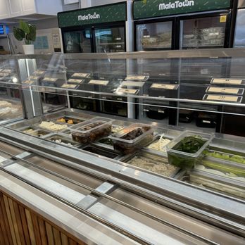 MALA TOWN - Updated July 2024 - 653 Photos & 417 Reviews - 1737 Decoto ...