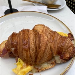 THE BEKERY - 150 Reviews & 207 Photos - 2040 E Walnut St, Lake Charles ...