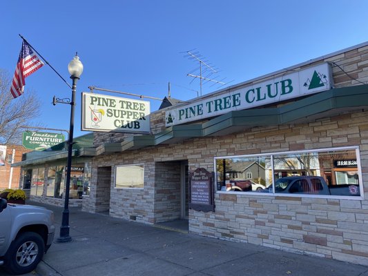 PINE TREE SUPPER CLUB - Updated December 2025 - 44 Photos & 61 Reviews ...