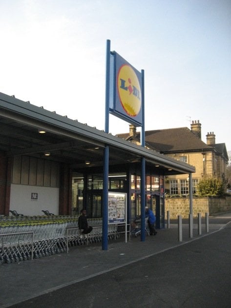 LIDL - Updated April 2025 - Harrogate Rd, Leeds, West Yorkshire, United ...