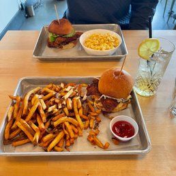 GOLDEN BROWN & DELICIOUS - 380 Photos & 181 Reviews - 147 Welborn St ...