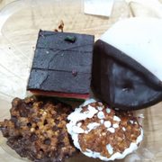 KITCHEN KABARET - 200 Photos & 192 Reviews - 409 Glen Cove Rd, Roslyn ...