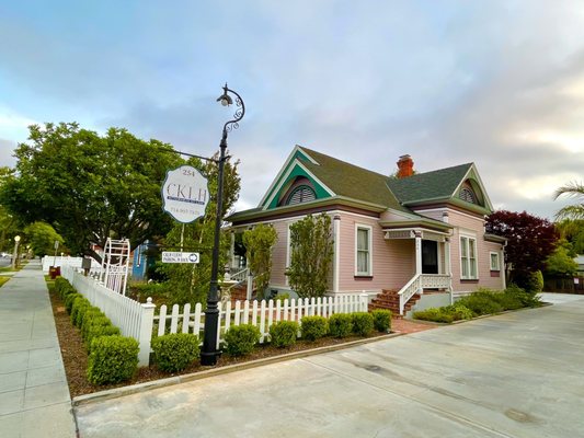 ORANGE CIRCLE & OLD TOWNE ORANGE - Updated August 2024 - 219 Photos ...