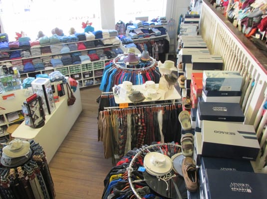 JANSONS CLOTHING - Updated October 2025 - 4 Commercial St, Boothbay ...