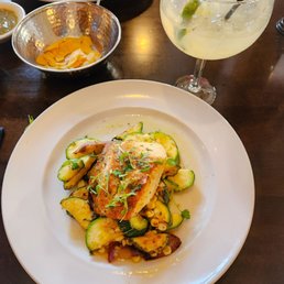 CHA CHA’S LATIN KITCHEN - Updated December 2025 - 4792 Photos & 5036 ...