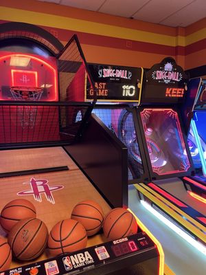 JOYSTIX CLASSIC GAMES & PINBALLS - Updated October 2025 - 72 Photos ...