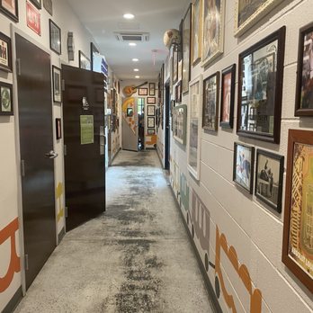 THE B.A. COLONIAL - Updated January 2026 - 284 Photos & 104 Reviews ...