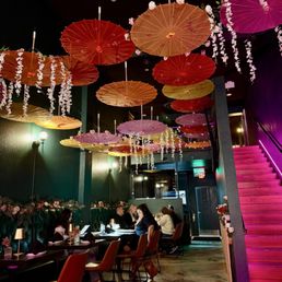 THE LOBBY COCKTAIL LOUNGE & KITCHEN - Updated July 2025 - 940 Photos ...