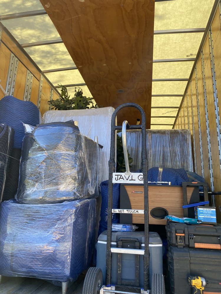 ECLECTIC MOVERS - Updated September 2025 - 14 Photos - 2942 N 24th St ...