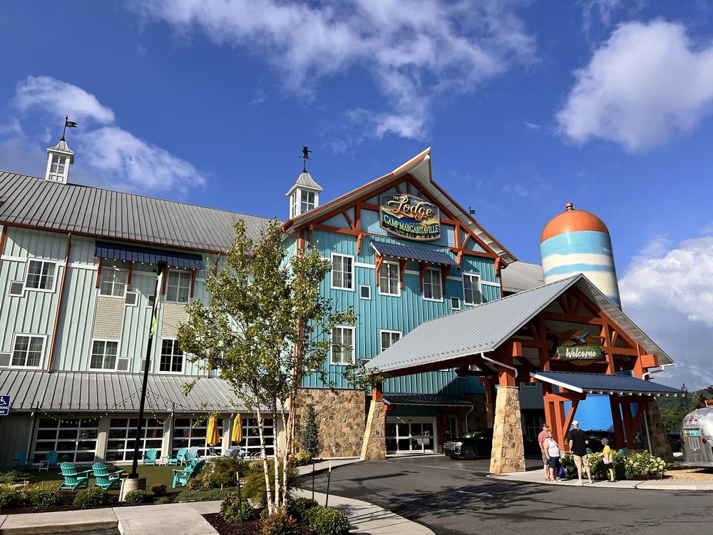 CAMP MARGARITAVILLE RV RESORT & LODGE - PIGEON FORGE - Updated October ...
