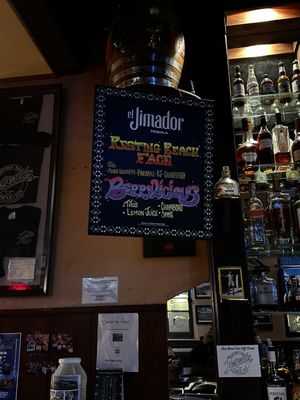 LEGENDS BAR - Updated October 2025 - 124 Photos & 181 Reviews - 899 ...