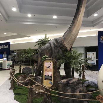 WOODSIDE SQUARE - Updated January 2026 - 134 Photos & 29 Reviews - 1571 ...