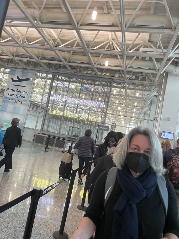 TSA CHECKPOINT P-4 - MINNEAPOLIS/ST. PAUL INTERNATIONAL AIRPORT - 4300 ...