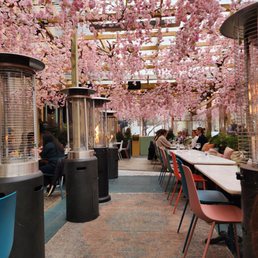 RESIDENTS CAFE & BAR - Updated October 2025 - 1833 Photos & 622 Reviews ...