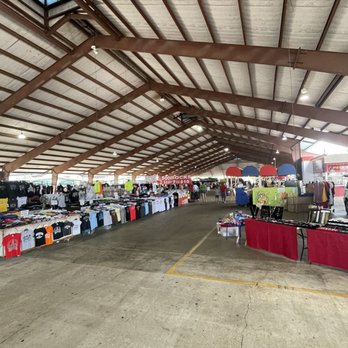 TRADERS VILLAGE - Updated August 2025 - 225 Photos & 140 Reviews - 7979 ...