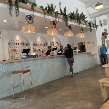 LULU’S - Updated May 2024 - 47 Photos & 31 Reviews - 10402 Menchaca Rd ...