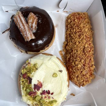 FAN FAN DOUGHNUTS - Updated April 2025 - 660 Photos & 255 Reviews - 448 ...