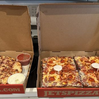 JET’S PIZZA - Updated September 2025 - 33 Photos & 21 Reviews - 5960 ...