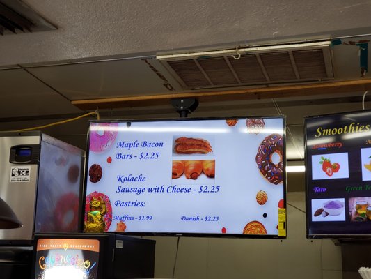 DK DONUTS - 30 Photos & 68 Reviews - 1300 W State St, Boise, Idaho ...