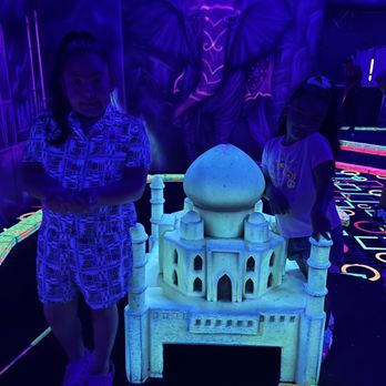GLO MINI GOLF - 404 Photos & 315 Reviews - 1299 Tyler St, Riverside ...