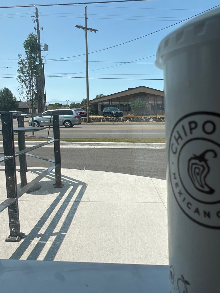 CHIPOTLE MEXICAN GRILL - Updated January 2025 - 10 Reviews - 3194 Henry ...