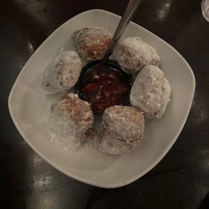 PETRELLA’S ITALIAN CAFE - 122 Photos & 227 Reviews - 2174 W 9 Mile Rd ...