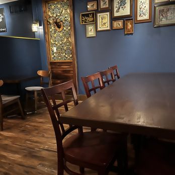 THE HOOT - Updated July 2024 - 52 Photos & 15 Reviews - 2910 Rosewood ...