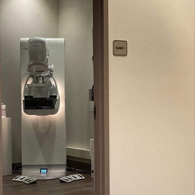 BANNER IMAGING - Updated December 2025 - 13 Photos & 19 Reviews - 655 N ...