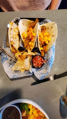 LOCOS GRILL & PUB, EASTSIDE - Updated August 2025 - 71 Photos & 94 ...