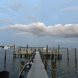 BRIDGE TENDER INN - Updated July 2025 - 540 Photos & 365 Reviews - 135 ...