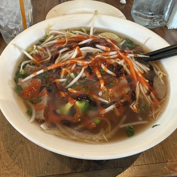 OMG PHO - Updated December 2024 - 134 Photos & 115 Reviews - 201 Vertin ...