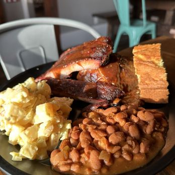 BROTHERS BARBECUE - Barbeque Restaurant at 618 S Center St, Reno ...