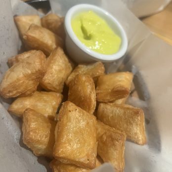 TIGER DEN - Updated April 2025 - 2093 Photos & 1367 Reviews - 9889 ...