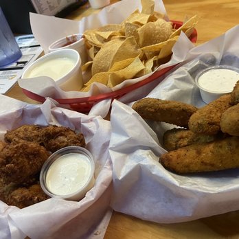 RUSTY SPUR STEAKHOUSE AND SALOON - Updated August 2024 - 18 Photos & 26 ...