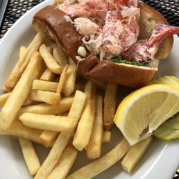 THE QUARTERDECK RESTAURANT - Updated July 2025 - 339 Photos & 617 ...